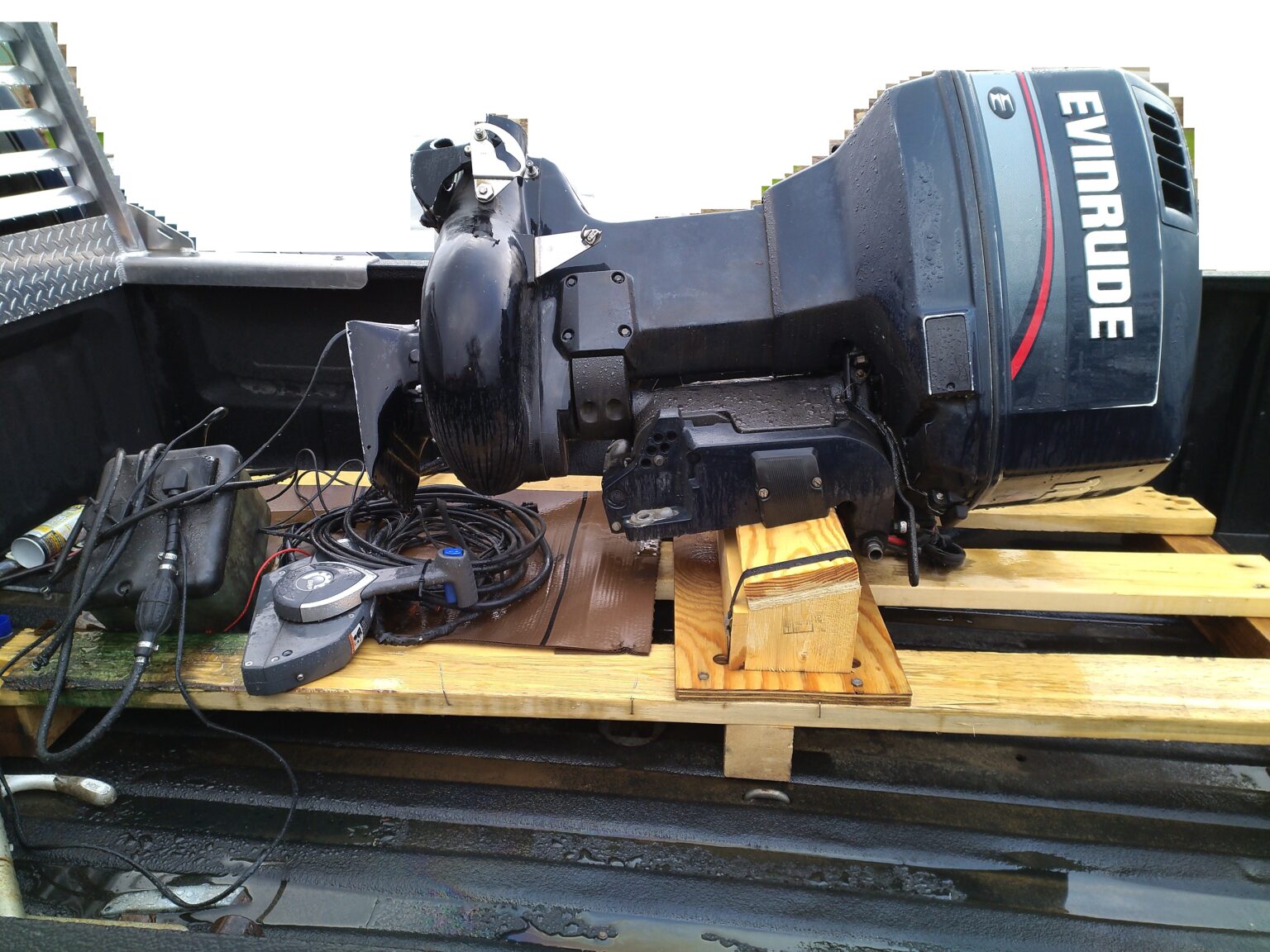 90s Model Evinrude 115 hp Outboard Jet Boat Motor – Malheur County ...